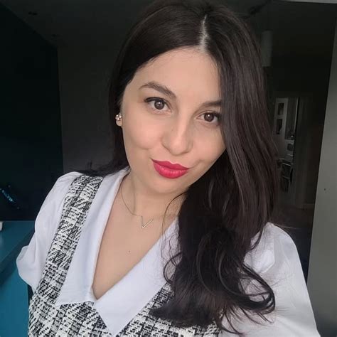 Valentina Mihaela Pelin Valentina Pelin On Threads