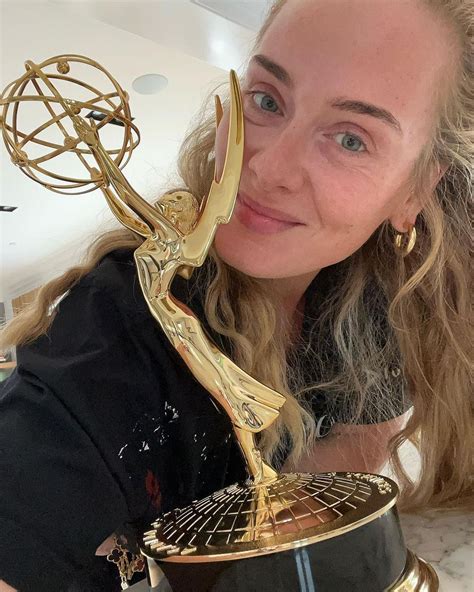 Adele Officially Has An Ego After Winning Emmy Pleased As Punch
