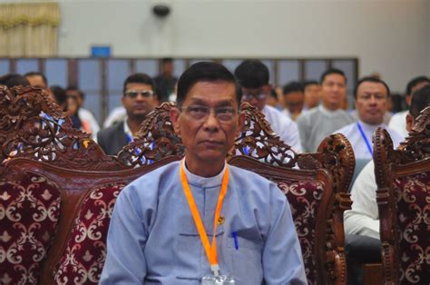 ပြည်သူများ၏ အပ်နှံငွေများ ဆုံးရှုံးမှုမရှိနိုင်ဟု ဗဟိုဘဏ် အပြည့်အဝအာမခံ၊ ငွေသားကို မလိုအပ်ဘဲထုတ