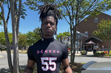 Edge Maurice Davis Set To Spend Weekend At Oie Miss On Official Visit