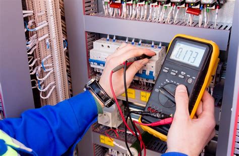 Assistant Electrician Cf Sharp Crew Management