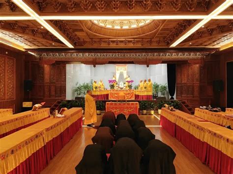 曹王禅寺诵妙法莲华经法会 经 典 导 读 曹王禅寺