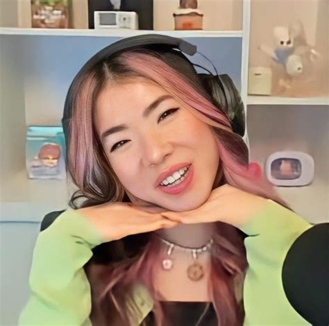 Betty3 Cute Youtubers Celebs Betties