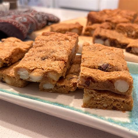 Almond Flour Macadamia Nut Blondies Gluten Free Nut • Hut