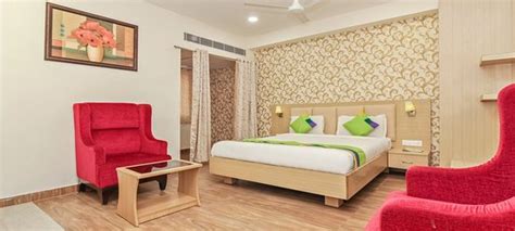 Treebo Trend Rain Tree Reviews Photos