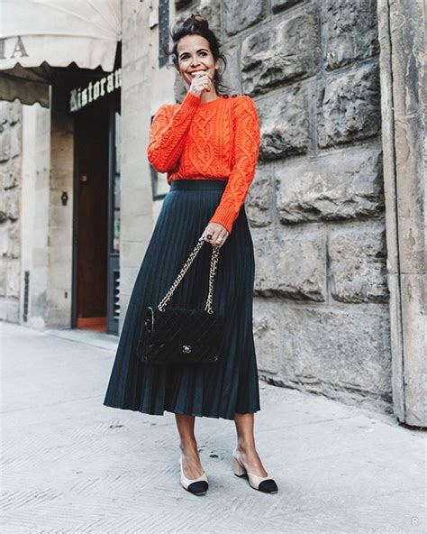 Как необходимо одеваться женщина в 45 лет так чтобы выглядеть моложе