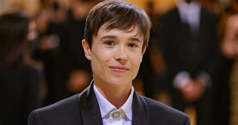 성전환 엘리엇 페이지 퀴어바에서 女와 공개 키스 회고록 낸다 [oh Llywood]