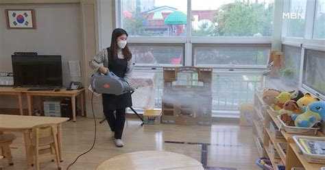 교실·복도 마스크 착용에어컨 틀면 쉬는 시간마다 환기