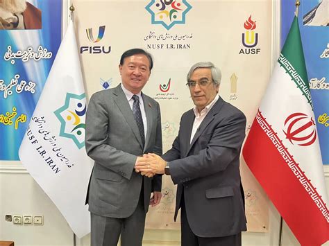 驻伊朗大使常华会见伊朗大体联主席巴希里安