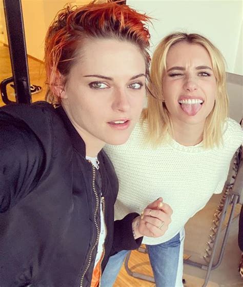 Kristen Stewart And Emma Roberts