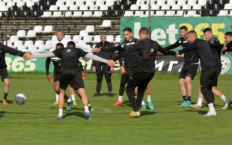 Славия ще участва в мачовете за разпределение на местата от седмо до десето ПФК Славия