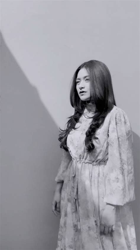 Kehidupan 5 Artis Ini Berubah Usai Cerai Nathalie Holscher Inara Rusli