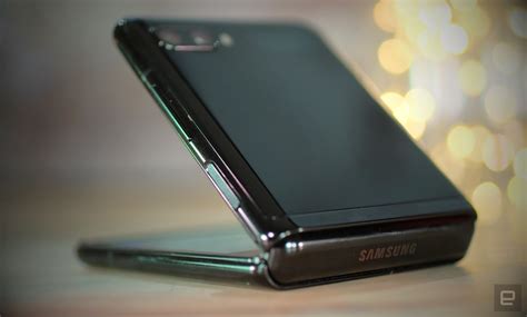 Watch Samsung Galaxy Z Flip Review Admire It Don T Buy It When