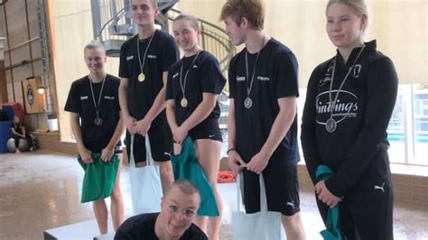 Kt Kuriren Två Pallplatser För Mikaela Julia Fyra X 2 I Premiärtävling