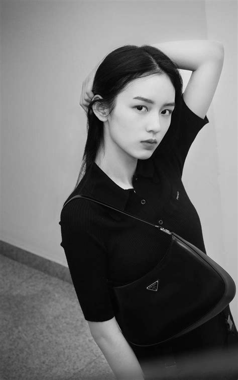 Pin By 倩儀 ` ♡↠ 𝓈𝒾𝓃𝒾 💐 On ╰ ♡ Beans People Ulzzang Girl Girl