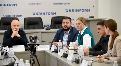 Пацієнти повинні мати доступ до ліків на основі канабісу — Олександр Комаріда Аптека Online