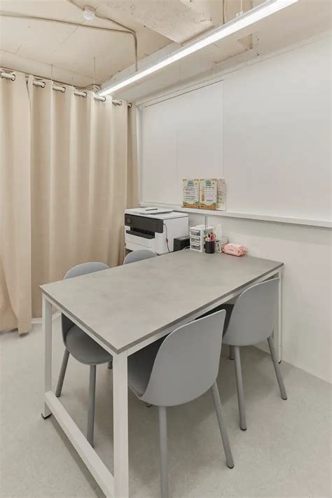 화이트톤 모던하고 깔끔한 50평 애견카페 And 미용실 인테리어 중랑구 면목동