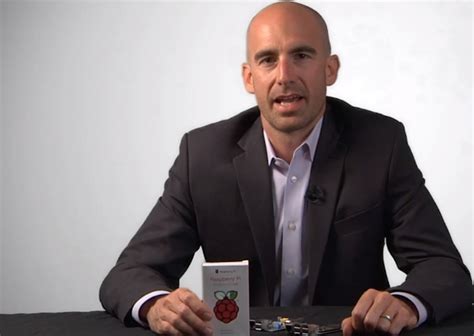 Element 14s First Look At The Raspberry Pi Model B Electronic Products