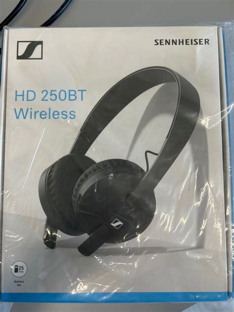 Sennheiser HD 250BT, Audio, Headphones & Headsets on Carousell