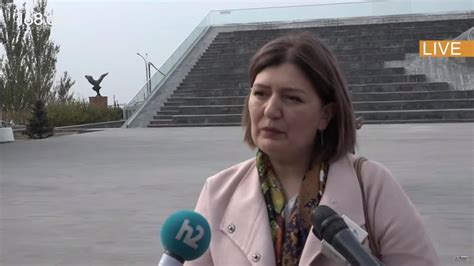 Դու փնտրում ես մարդ որը կկարողանա գոնե իր հստակ ու կտրուկ խոսքն ասել բայց չես գտնում