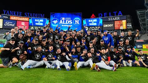 Blue Jays Use Collective Effort To Eliminate Yankees Advance To Alcs