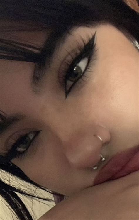 Pin De Jahseh En Cortes De Cabello Maquillaje Maquillaje De Ojos