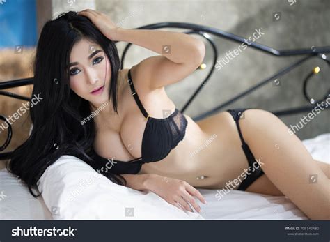 Alluring Asian Sexy Women 5 077 Images Photos Et Images Vectorielles