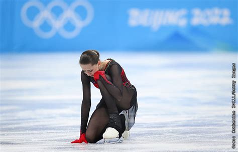 МОК отменил награждение призеров командного турнира ОИ 2022 по фигурному катанию Новости