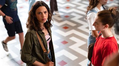 Tkt Tinquiète Un Film Avec Lanna De Palmaert Entourée De Émilie Dequenne Et Stéphane De