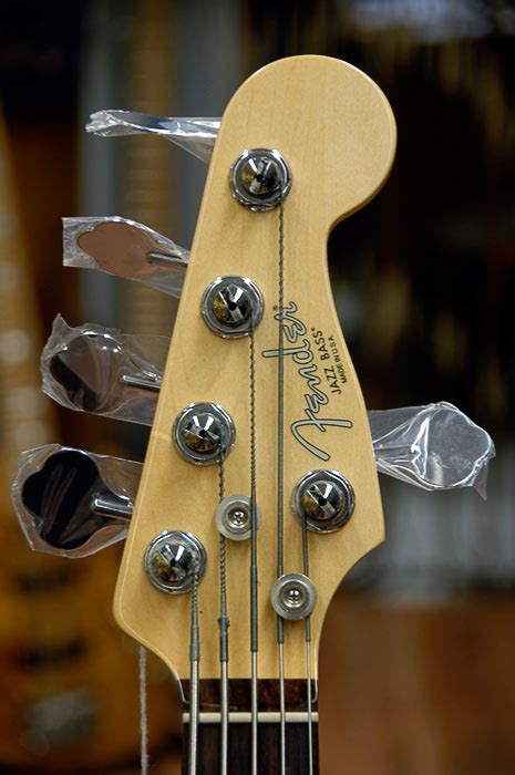 Fender Jazz Bass 5 String Headstock