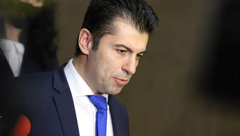 Болгарын Засгийн газар огцорч Ерөнхий сайд нь Оросыг буруутгав