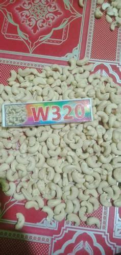 Cashew Kernel W320 Packaging Size 250 G At ₹ 825 Kg In Contai Id 21976307512