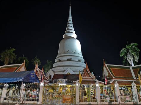 รูป วัดพระศรีมหาธาตุวรมหาวิหาร