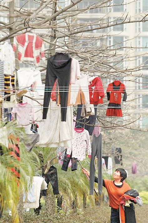 「回南天」襲粵 渡輪停航 香港文匯報