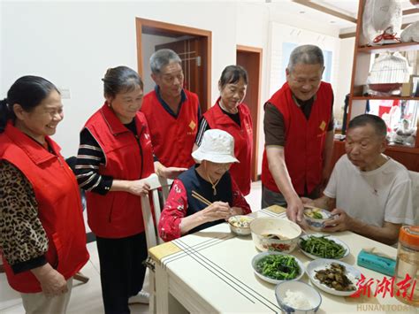 助餐服务送上门 让老年人拥有幸福“食”光腾讯新闻