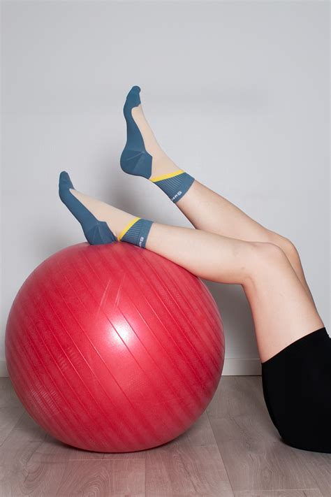 Compression Crew Socks Beige Blue Mustard