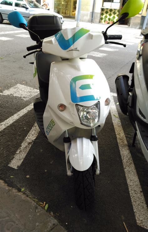 Ecooltra Motosharing Estrena App Alquiler De Scooters Eléctricas