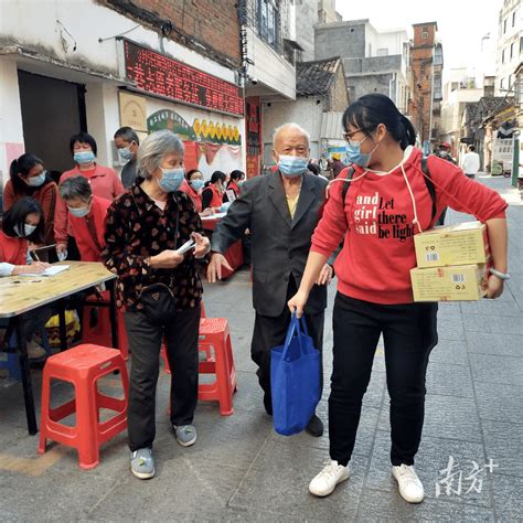 高州市潘州街道南新社区疫苗接种到家门贴心服务零距离 居民 老人 南新