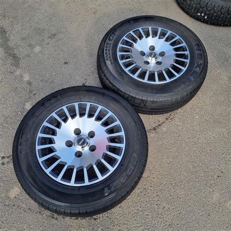 포터2 사제 A급 중고 휠타이어 앞바퀴 1대분 판매합니다 헬로마켓