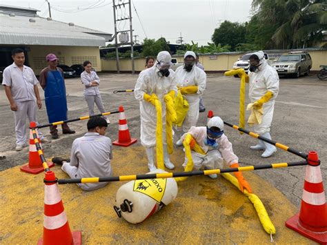 หลักสูตร ความปลอดภัยในทํางานกับสารเคมีอันตรายและการตอบโต้กรณีเกิดเหตุฉุกเฉินขั้นรุนแรง