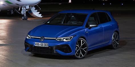 Here Are The Differences Between The 2022 Golf Gti And The 2022 Golf R