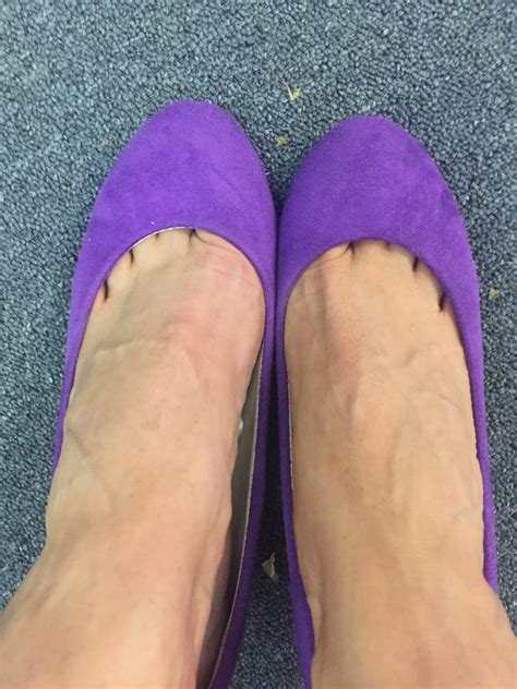 Briddys Feet Toe Cleavage Flats And Heeled Sandals And Work Heels