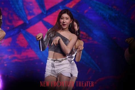 PRESS 191208 ITZY At SHOWCASE TOUR ITZY ITZY In Manila Itzy Wonder Woman Girl Group