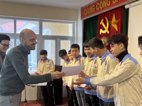 Making Use Of Natural Refrigerants To Phase Down Of Climate Damaging Refrigerants Hfcs