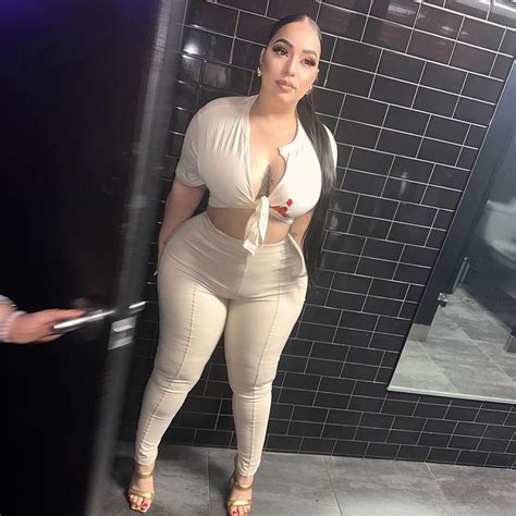 Juana Ramos Bio Wiki Facts Age Height Weight Measurement Photos Fashion Model