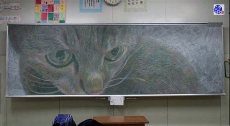 이슈유머 칠판에 낙서하기