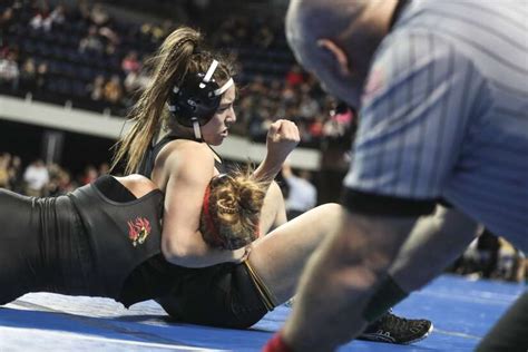 Photos Iowa High School Girls Wrestling Regional Tournament In Cedar