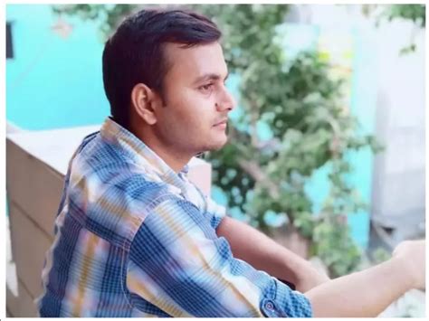 Utkarsh Gaurav Upsc Success Story B Tech कर नहीं की नौकरी लोगों ने सुनाए ताने किसान के बेटे