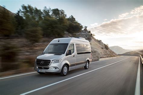 Mercedes Benz Sprinter Based Rv Reviewed By Autoblog Autoevolution