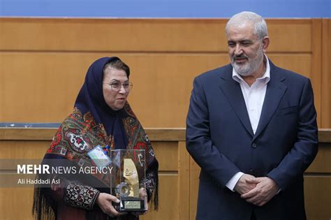 عامل توسعه خوشه مبلمان عطاآباد به عنوان خوشه صنعتی برتر کشور انتخاب شد